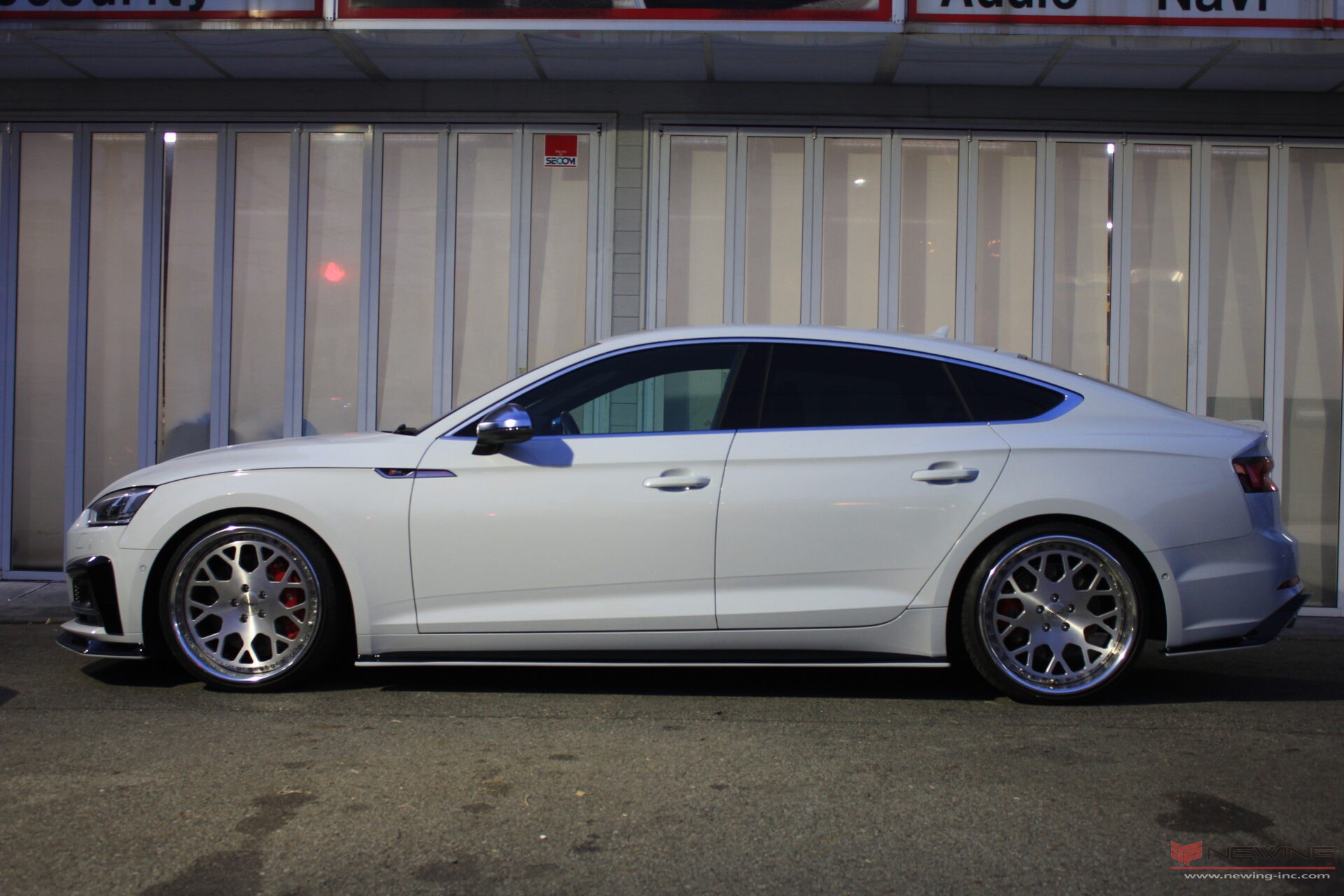 NEWING NEWING アウディ | S5 sportback Alpilコンプリート フルエアロ 鍛造20インチ レザーPKG（赤革） | NEWING